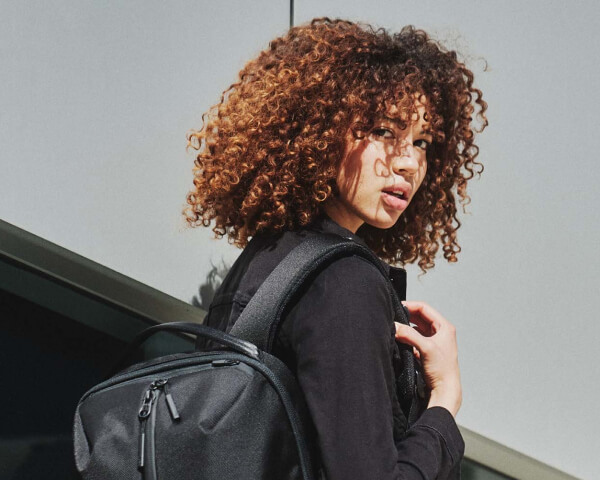 h_backpack_slide_mobile_01 – Minimog